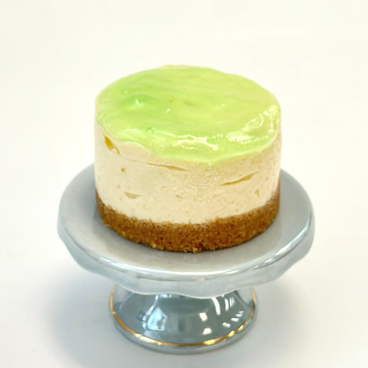 2665 - Key Lime Cheesecake Individual – DessertWerks