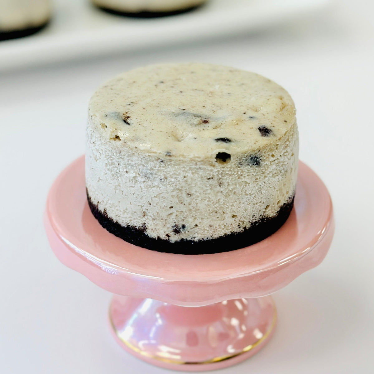 2667 - Cookies N Cream Cheesecake Individual – DessertWerks